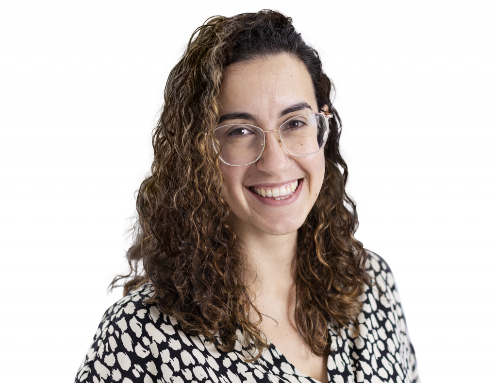 Larissa Gomes dos Reis — Slade Health
